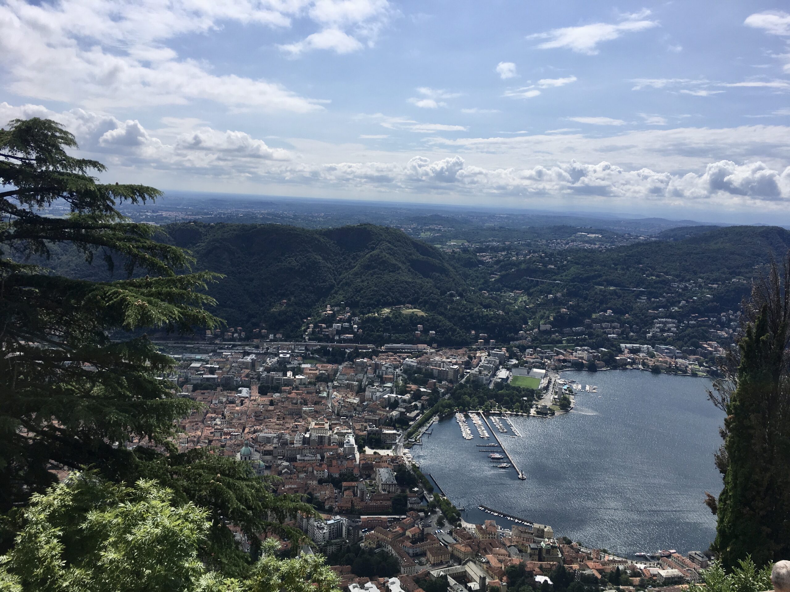 Günstig nach Como am Comer See in Italien - FASTLANE-SHUTTLE